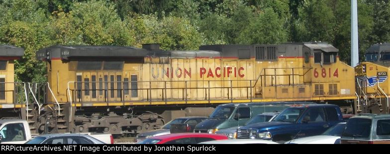 UP 6814, engineer's side